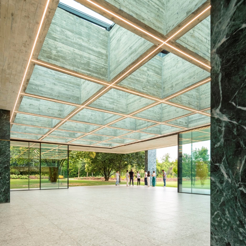 Pavilion in the Garden - The Best New Architects